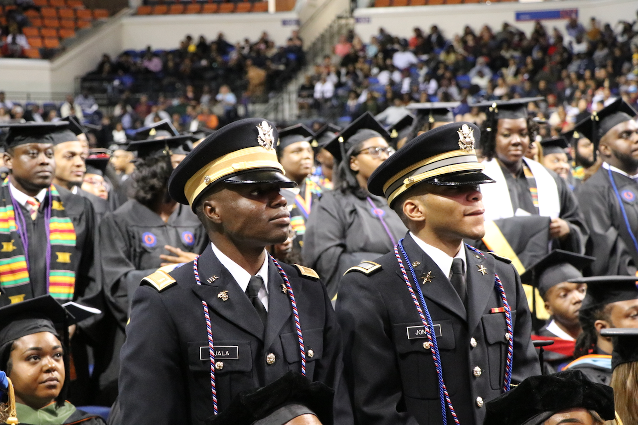 Gallery: VSU Graduation Fall 2018 – Urban Views RVA: RVA's Urban ...