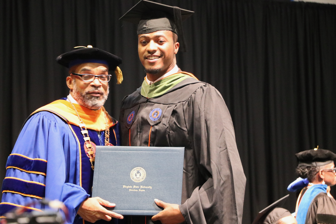 Gallery: VSU Graduation Fall 2018 – Urban Views RVA: RVA's Urban ...