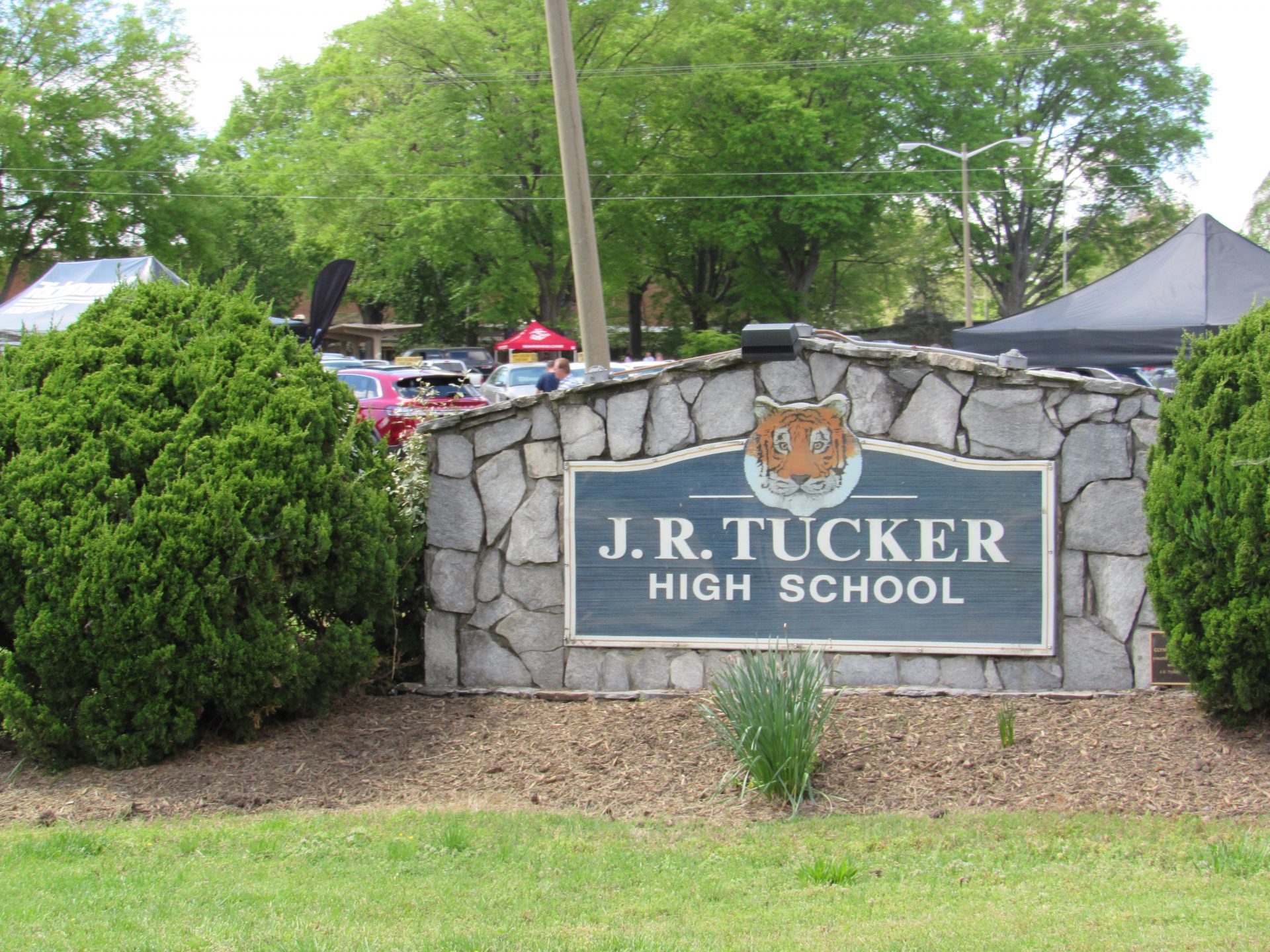 J.R. Tucker Alumni Celebrate School’s History – Urban Views RVA: RVA's ...